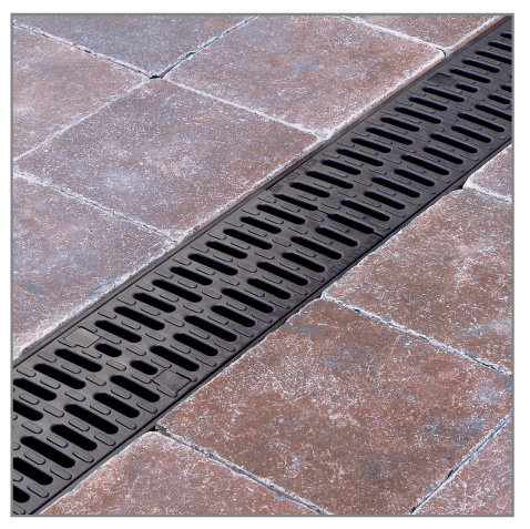 Stonepoolgrates: Channel Drain System