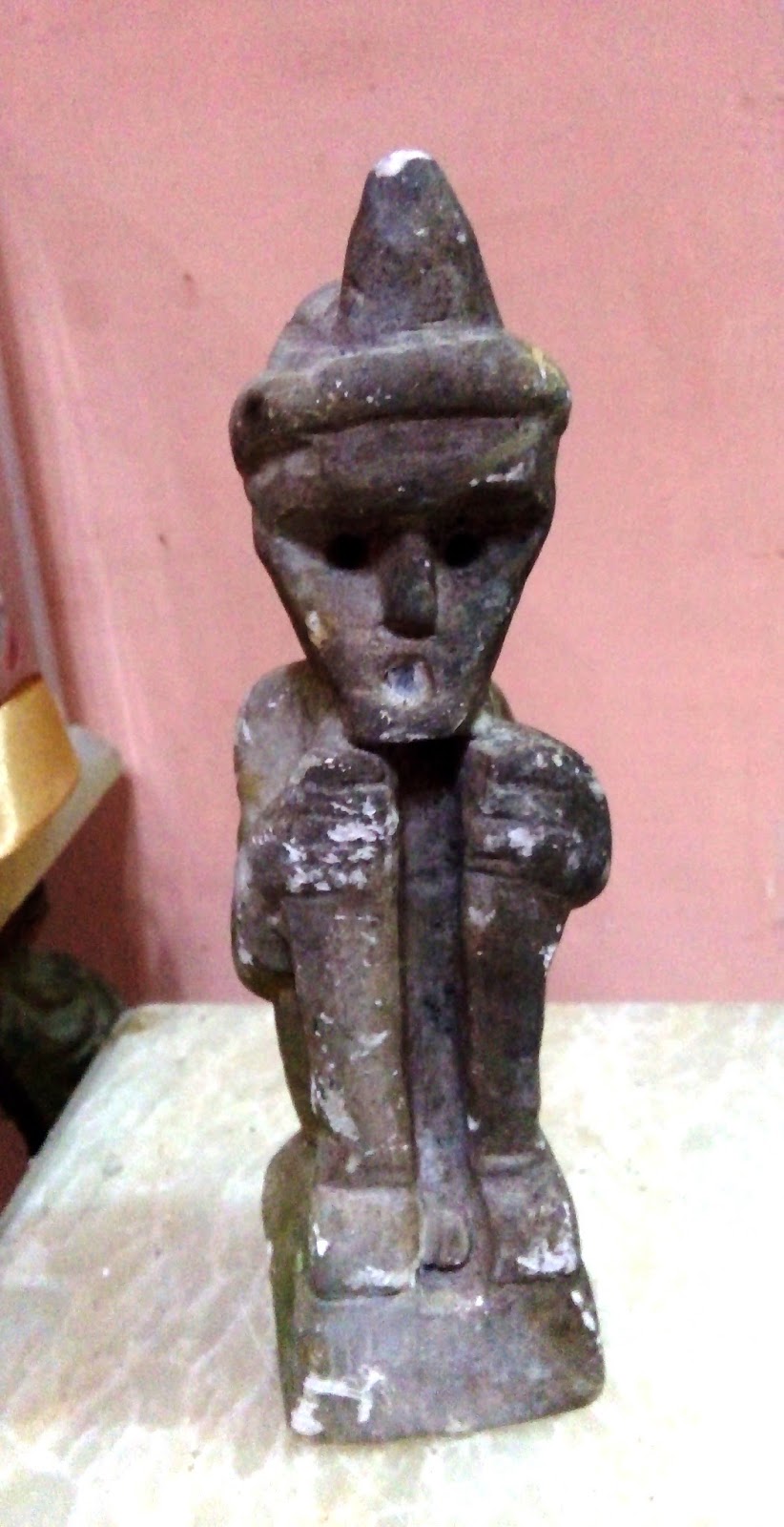 Lapak Barang Jadoel (LBJ): Patung Primitif Duduk