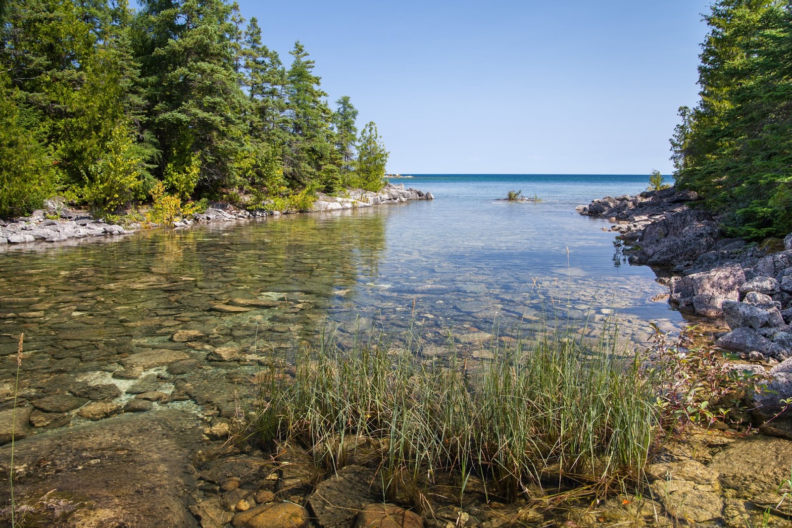 Fathom Five National Marine Park - Explore the World with Simon Sulyma