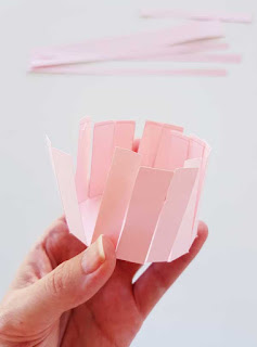 How to make a Paper Weaved Basket | Free Printable crafts for kids ...