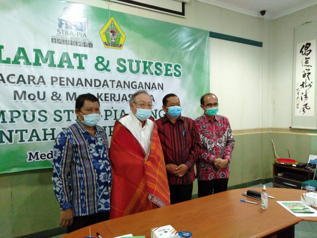 Pemkab Samosir - STBA PIA Teken MoU Kursus Jangka Pendek