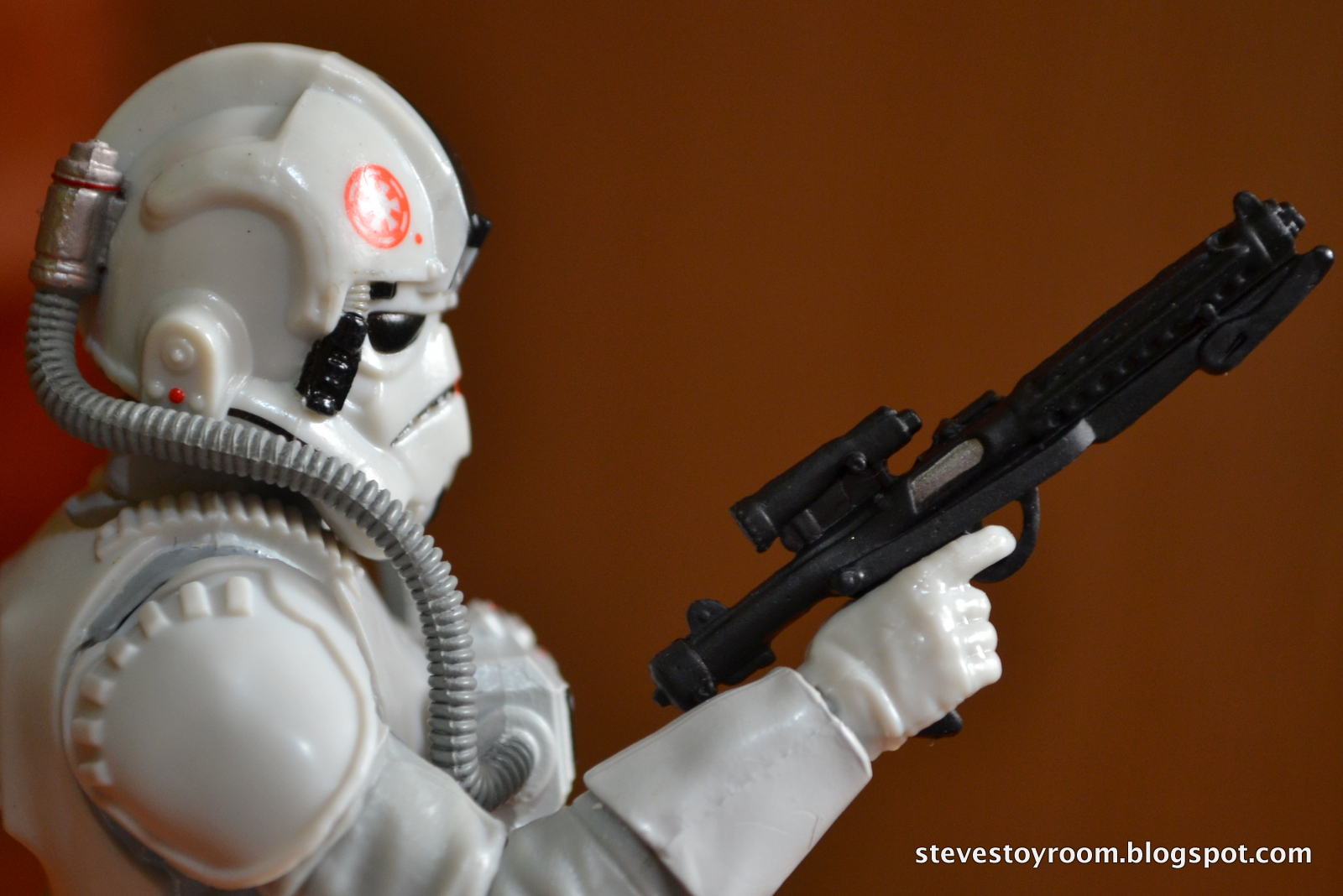 Steve's Toy Room: Star Wars The Black Series: AT-AT Pilot