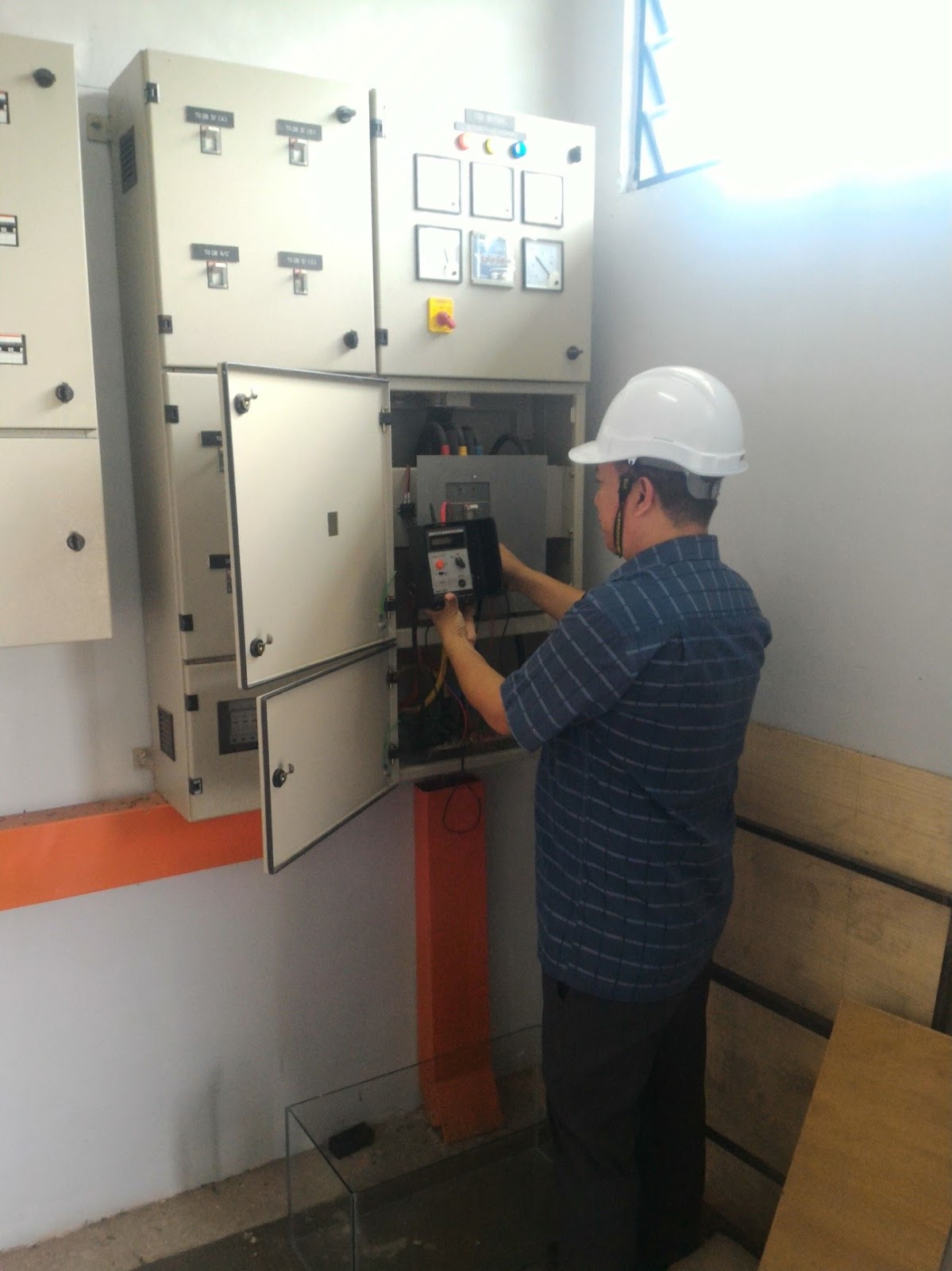 Baik Pulih Litar Pendawaian Elektrik Mengesan Kerosakan Pada