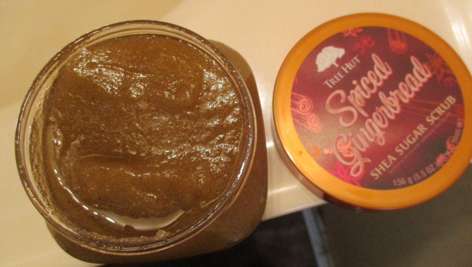 Missy's Product Reviews : Tree Hut Sugar Scrub Gift Set Holiday Gift ...