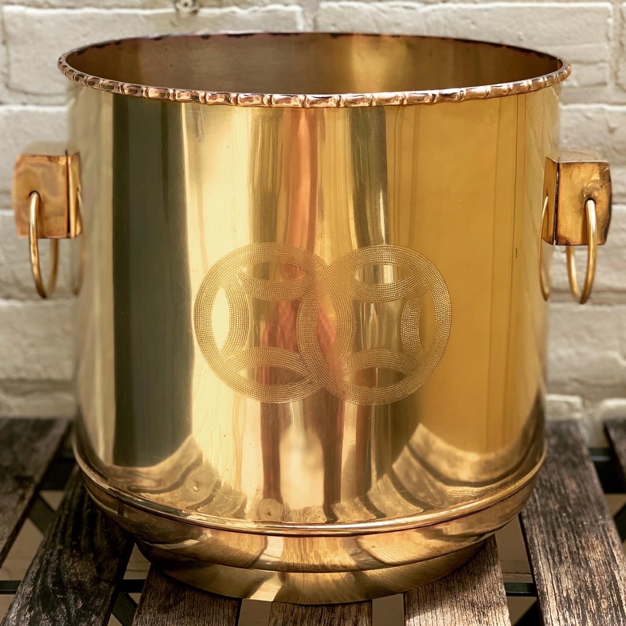 Era Antiques Large 1960s 70s Solid Brass Potplanter Featuring Intersecting Circular Designs