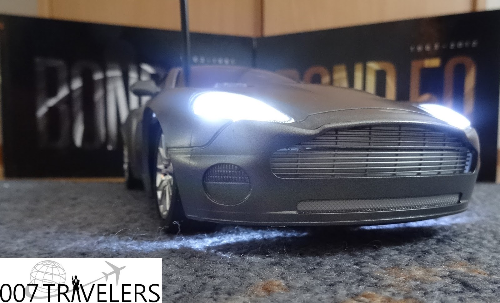 007 Item: British Secret Service R/C: Aston Martin V12 Vanquish – Die ...