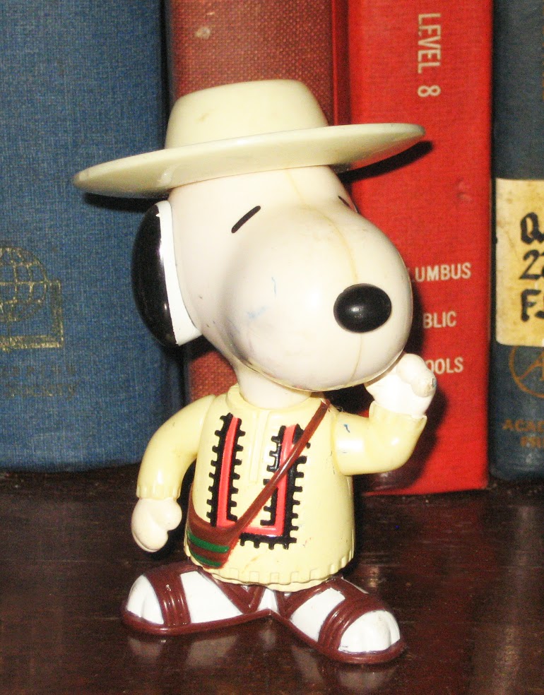 Percy's Fast Food Toy Stories : Snoopy Panama - McD