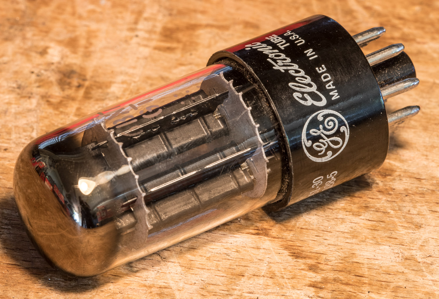 VinylSavor: Tube of the Month : The 6BX7