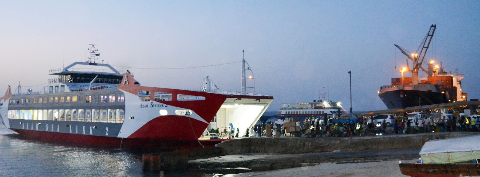 ZANZIBAR NI KWETU: Kampuni ya Azam Marine Mkongozi wa Usafiri wa ...