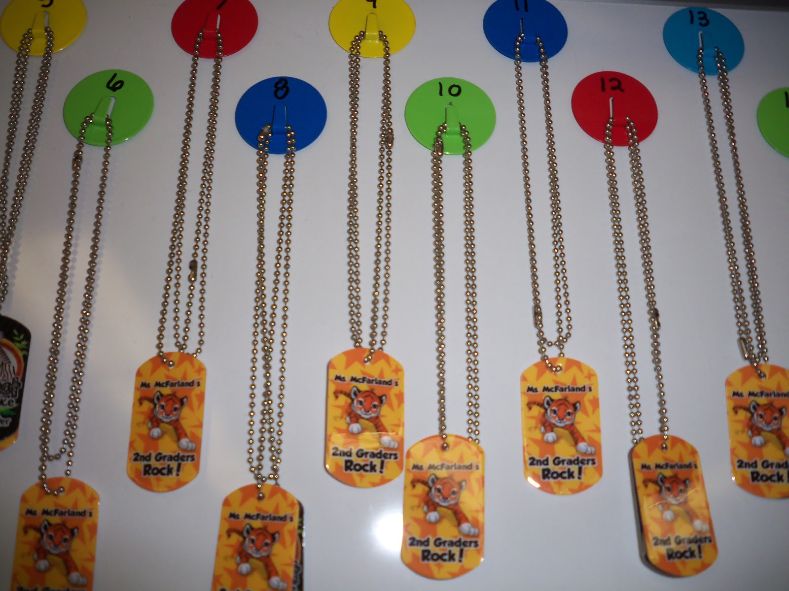 The Captivated Classroom: Brag Tags - A Great Motivational Tool