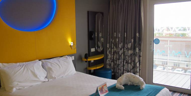 Wave Hotel: Butlins Bognor Regis Review - Claire Justine