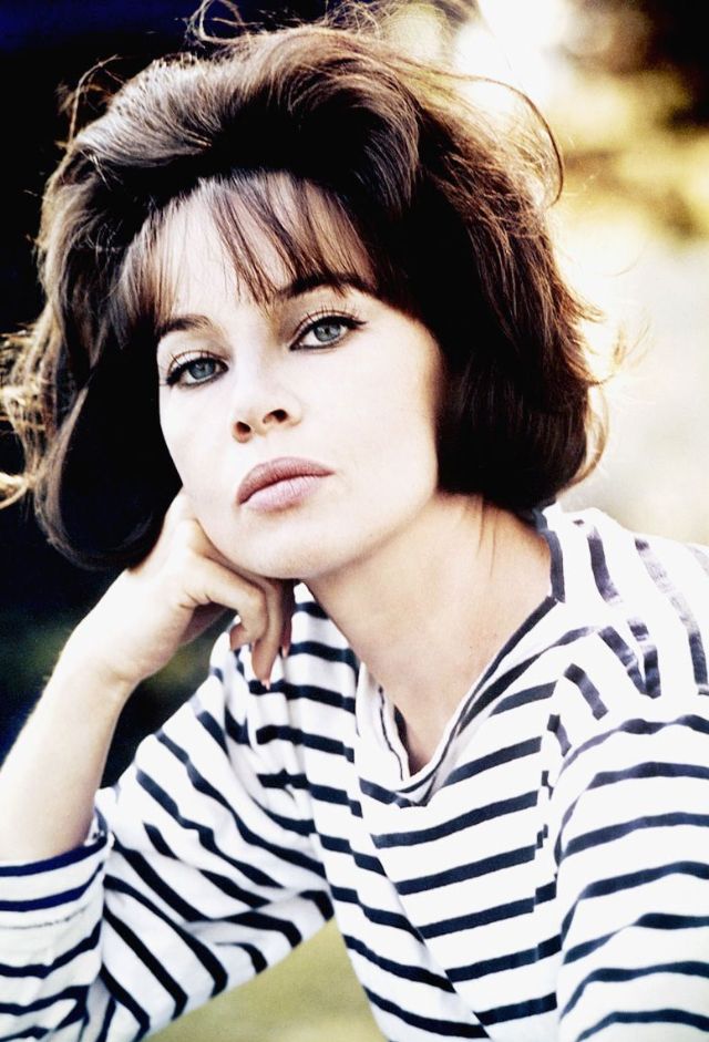 33 Beautiful Photos of Leslie Caron in the 1950s and 1960s ~ Vintage ...