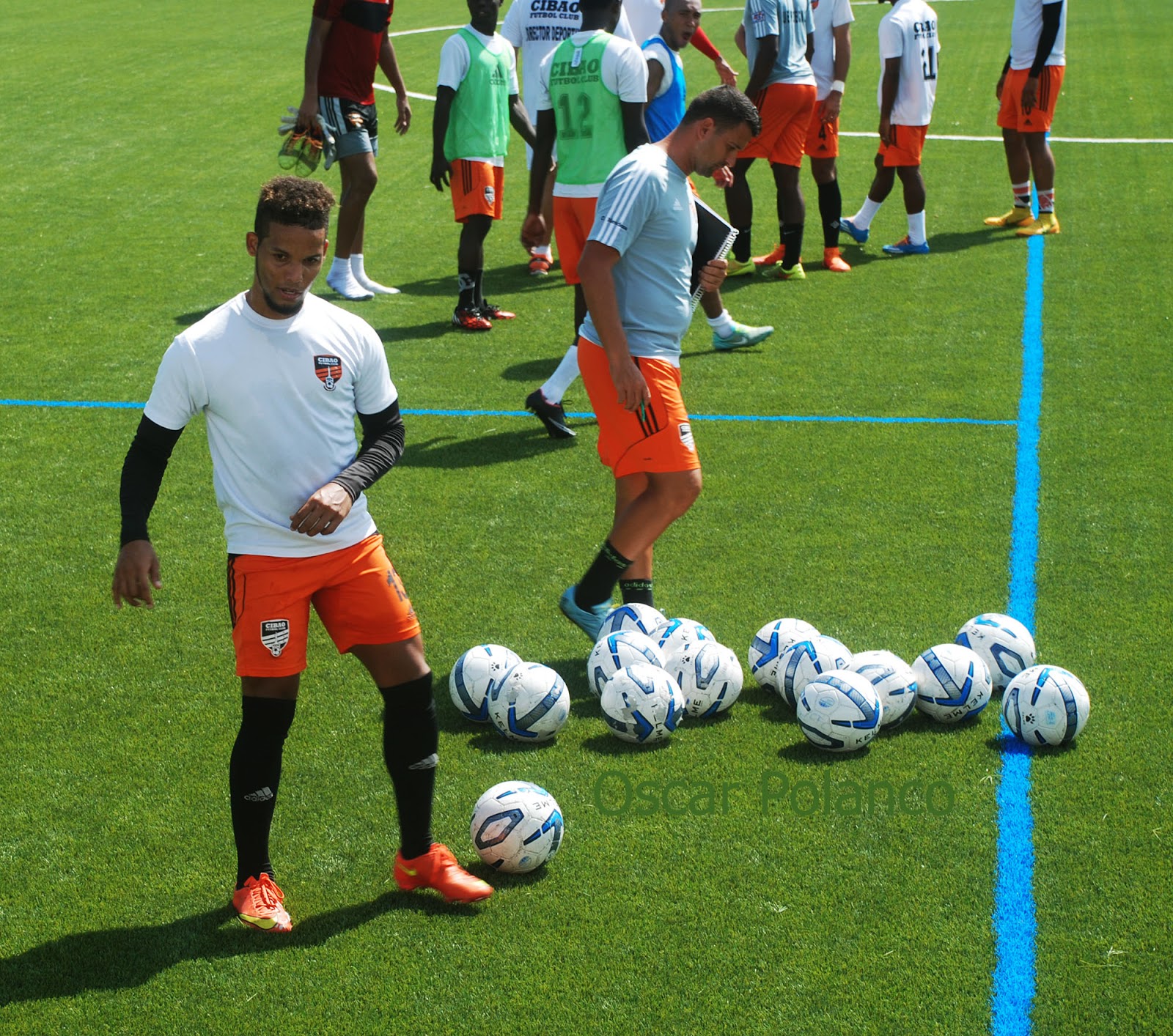 Oscar Polanco estuvo en los entrenamientos del Cibao FC, habló con el ...