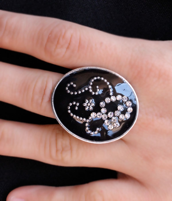 Jaya Hanaé - Moda | Complementos | Joyas: Sortijas: personalidad en las ...