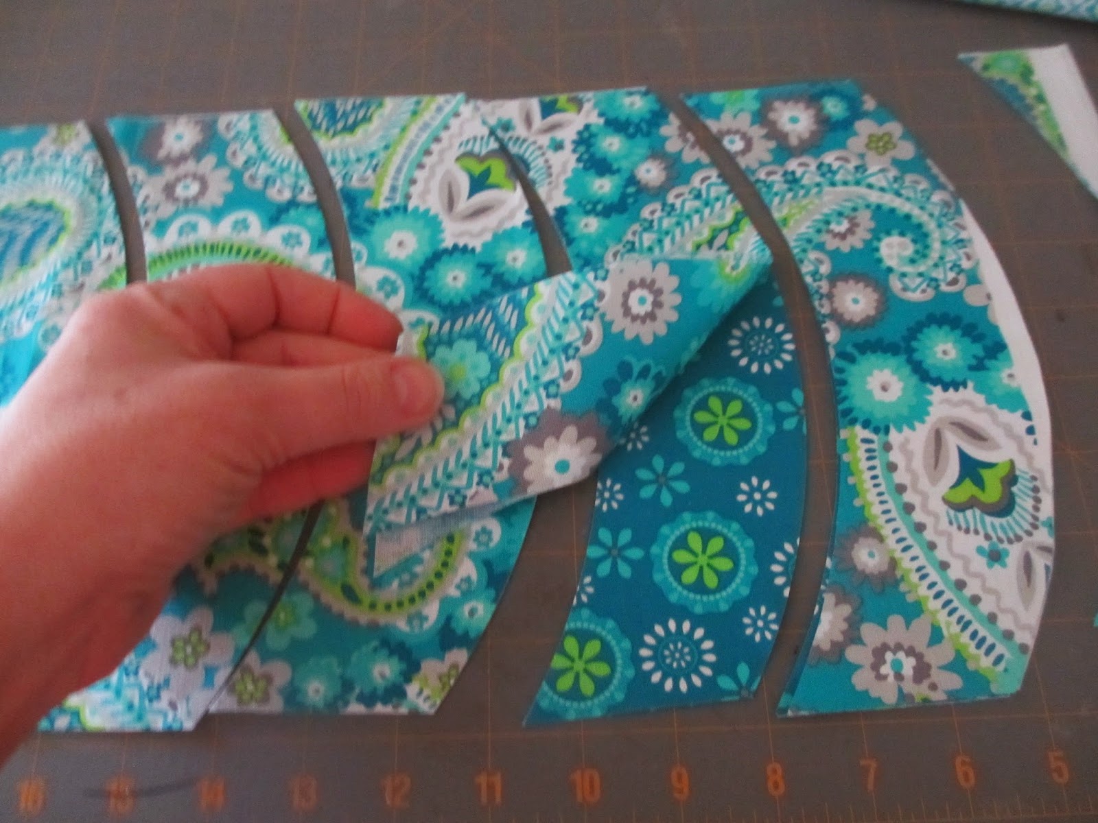 Have you tried Quick Curve Ruler? - Mara Quilt Designs