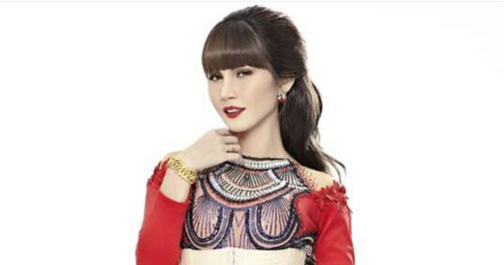 Cik Bebeq Beauty Shop : LETS BENGKUNG GOLD by NUR SAJAT ( DELIVERY JB ...