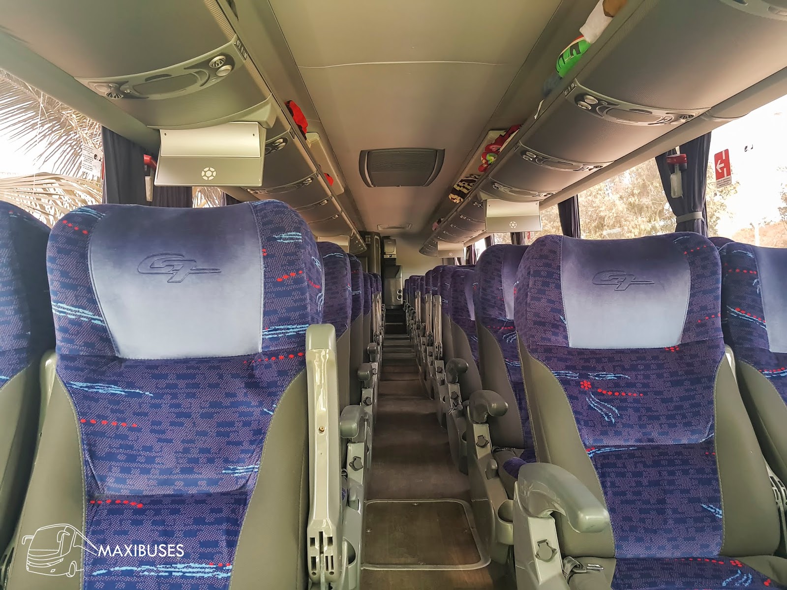 MAXIBUSES: DESTINOS PARHIKUNI, DIVISIÓN TURÍSTICA (TURISMO)