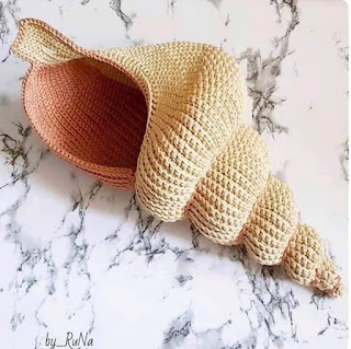 From The Sea: Concha de crochê