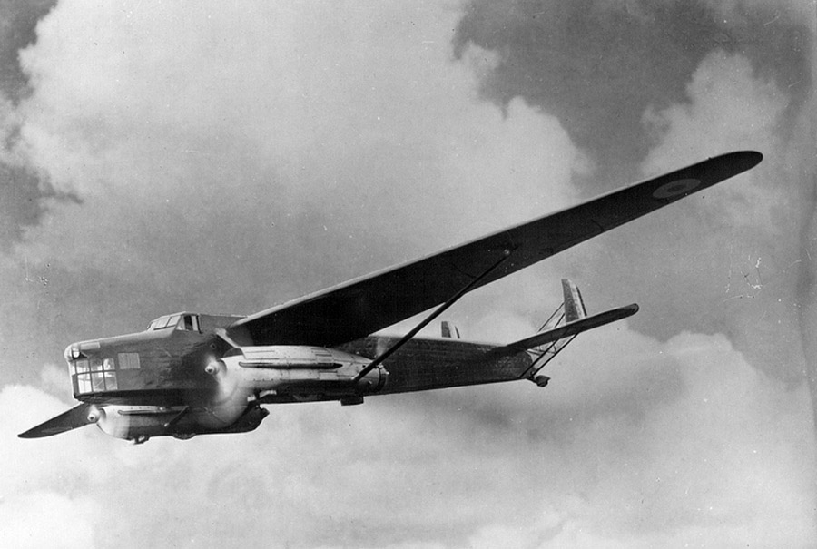 Blog de las Fuerzas de Defensa de la República Argentina: Bombardero ...