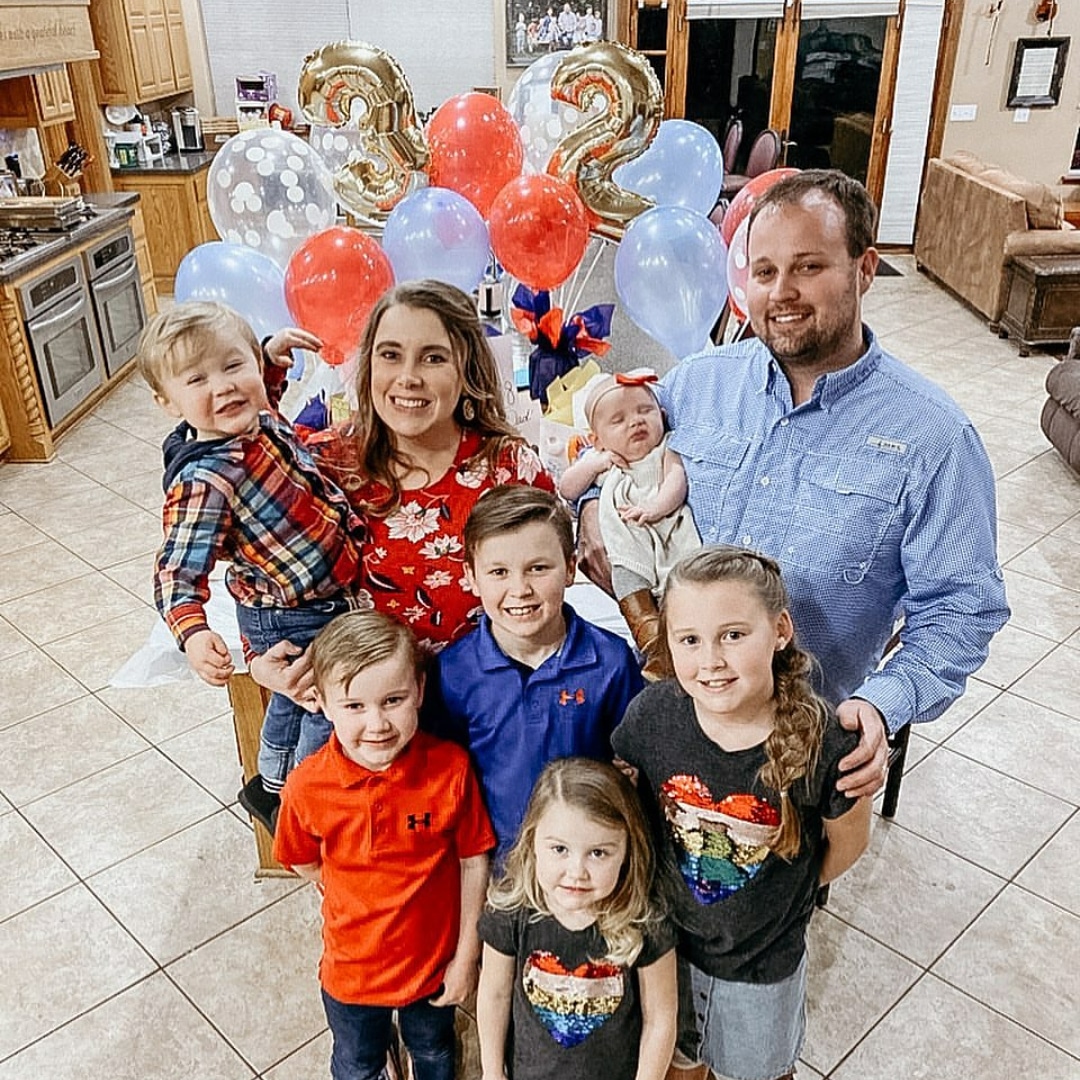 The Duggar family Blog: Two photos of Josh with family