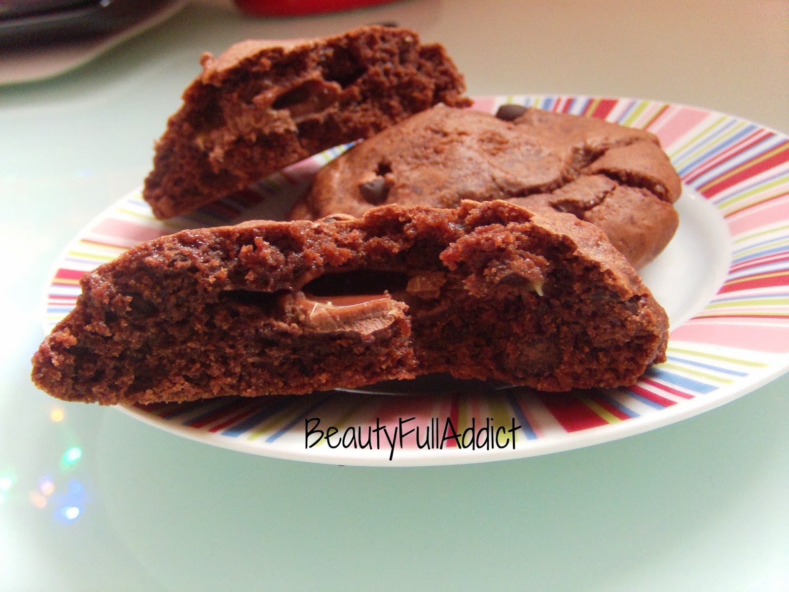 BeautyFull Addict: Baking Post: Nutella Caramel Cookies