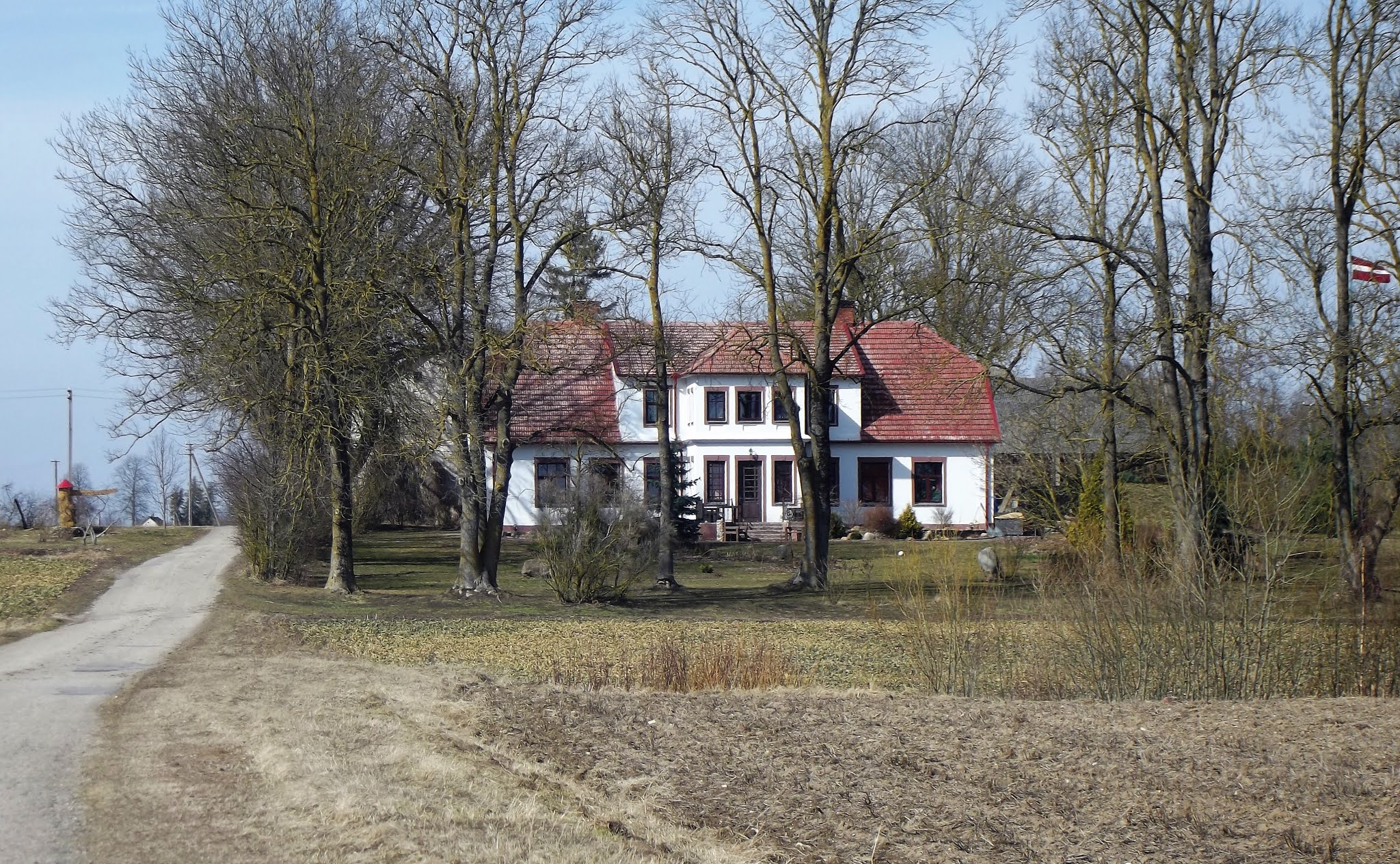 Latvijas muižas un pilis un citas interesantas vietas: "Sniedzes ...