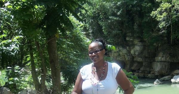 Island Butterfly Travelogue: The Infamous Pum Pum Rock