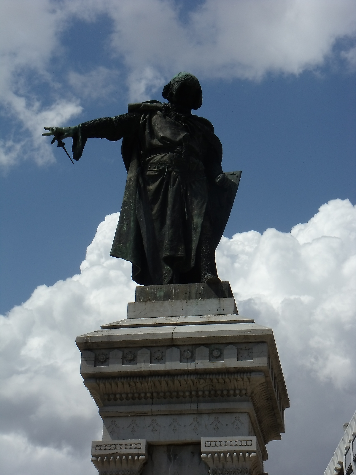 LA LEYENDA DE GUZMÁN EL BUENO : Blog literario y fotográfico