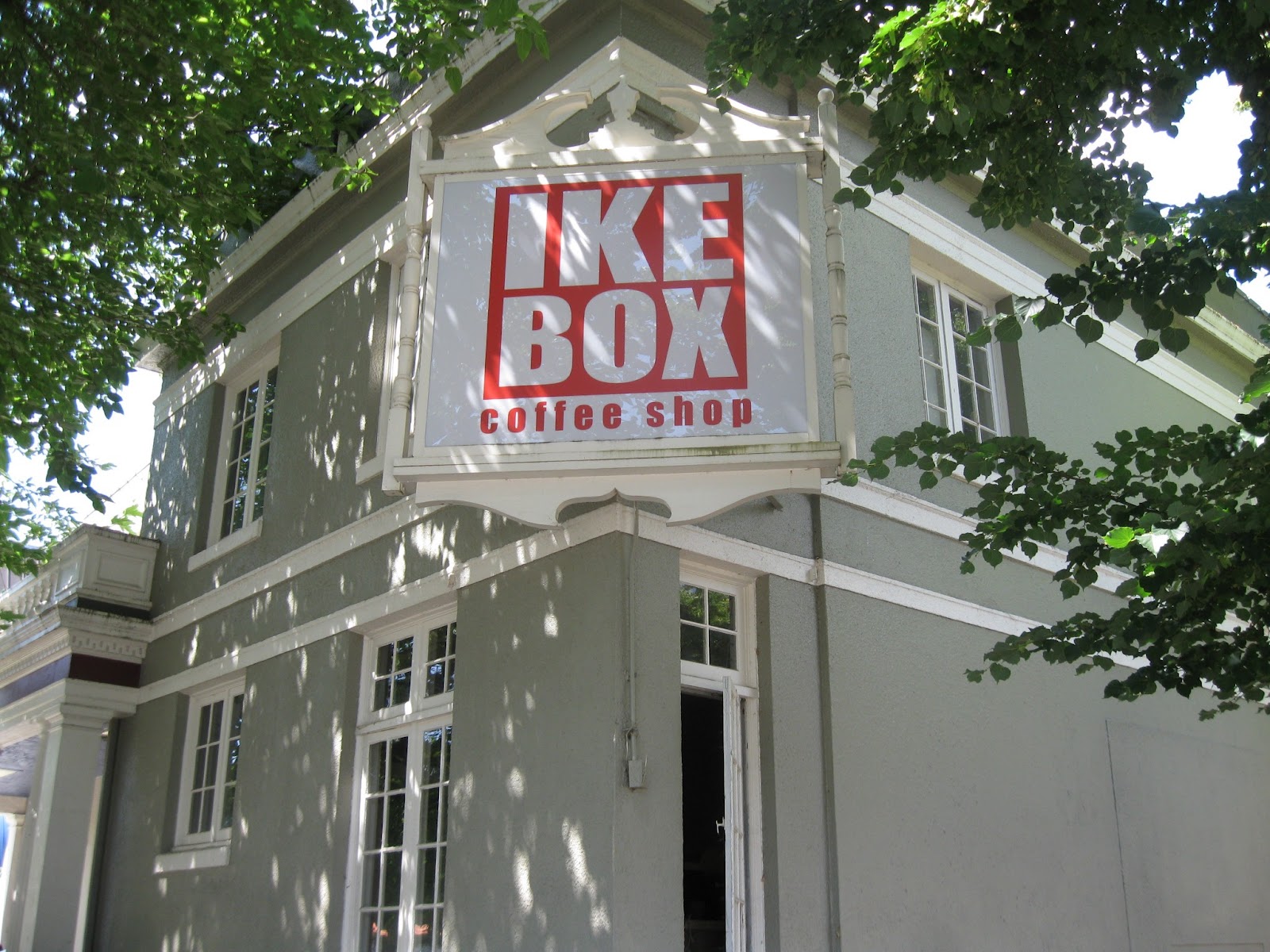 Aaron's Food Adventures | Food Reviews | Spicy Food Challenges | Food ...