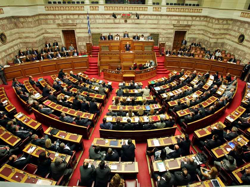 ΣΥΝΕΧΙΖΕΤΑΙ ΑΥΡΙΟ ΤΟ ΔΟΥΛΕΜΑ ΣΤΟ ΜΕΓΑΡΟ ΜΑΞΙΜΟΥ ΓΙΑ ΝΑ ΣΕΡΒΙΡΟΥΝ ΜΕ ...