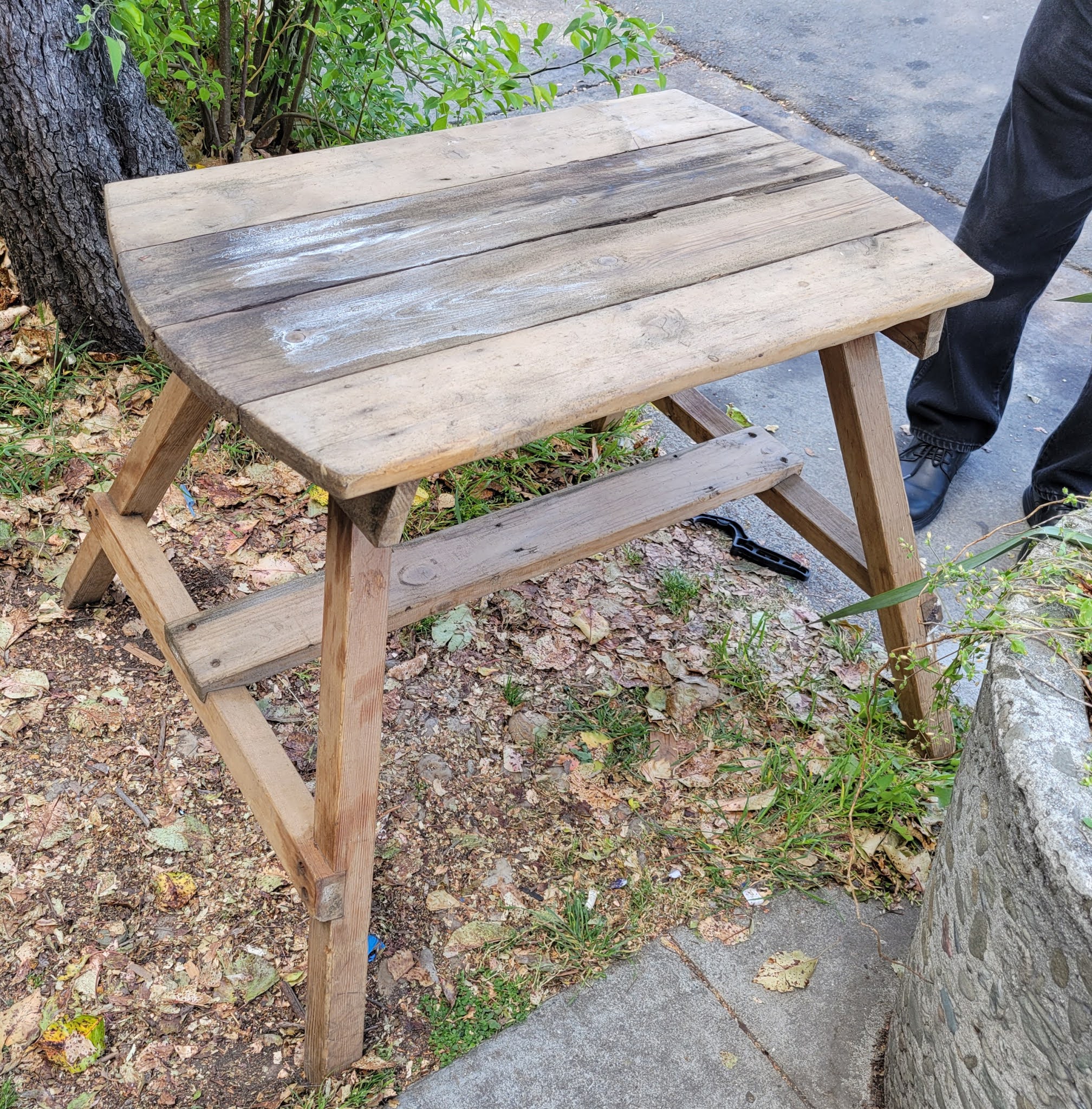 UHURU FURNITURE & COLLECTIBLES: SOLD #105292 Small Rustic Outdoor Table ...