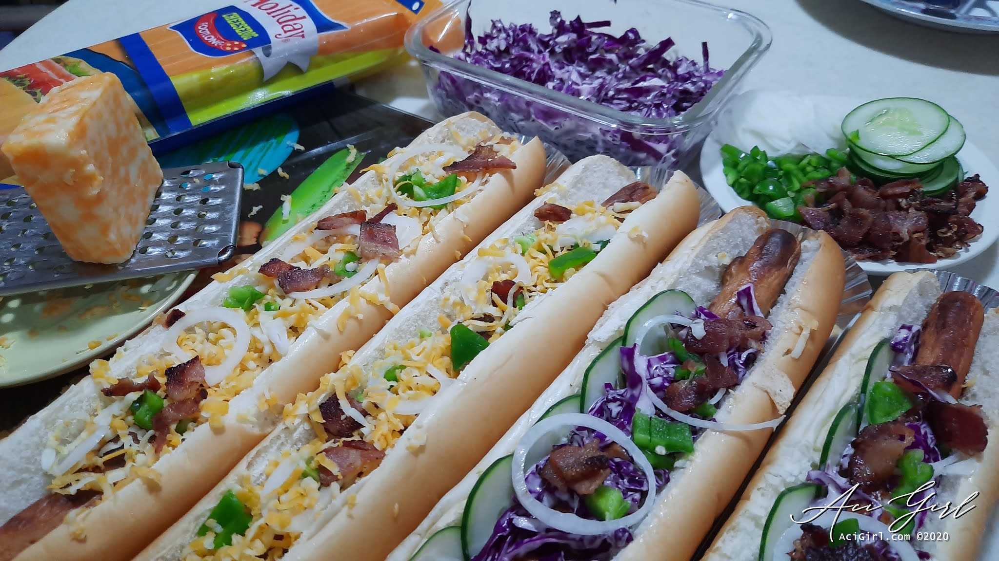 How to Create your own Holiday Cheesedog Footlong Small-Time Biz ...