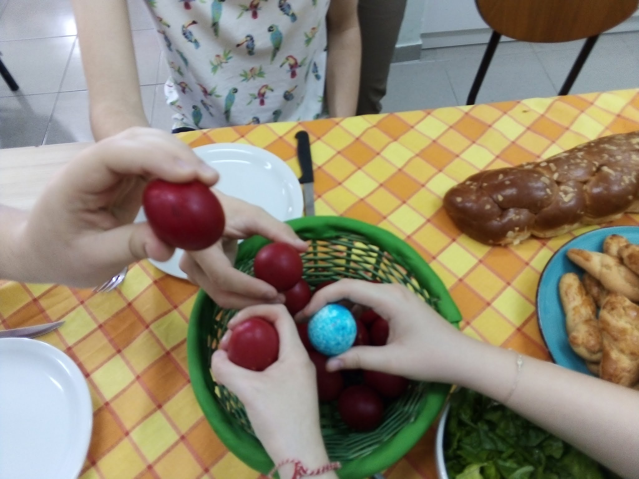 ΠΡΟΓΡΑΜΜΑ EASY COOKING - Μαγειρεύω μόνος!: ΠΑΣΧΑΛΙΝΟ ΤΡΑΠΕΖΙ