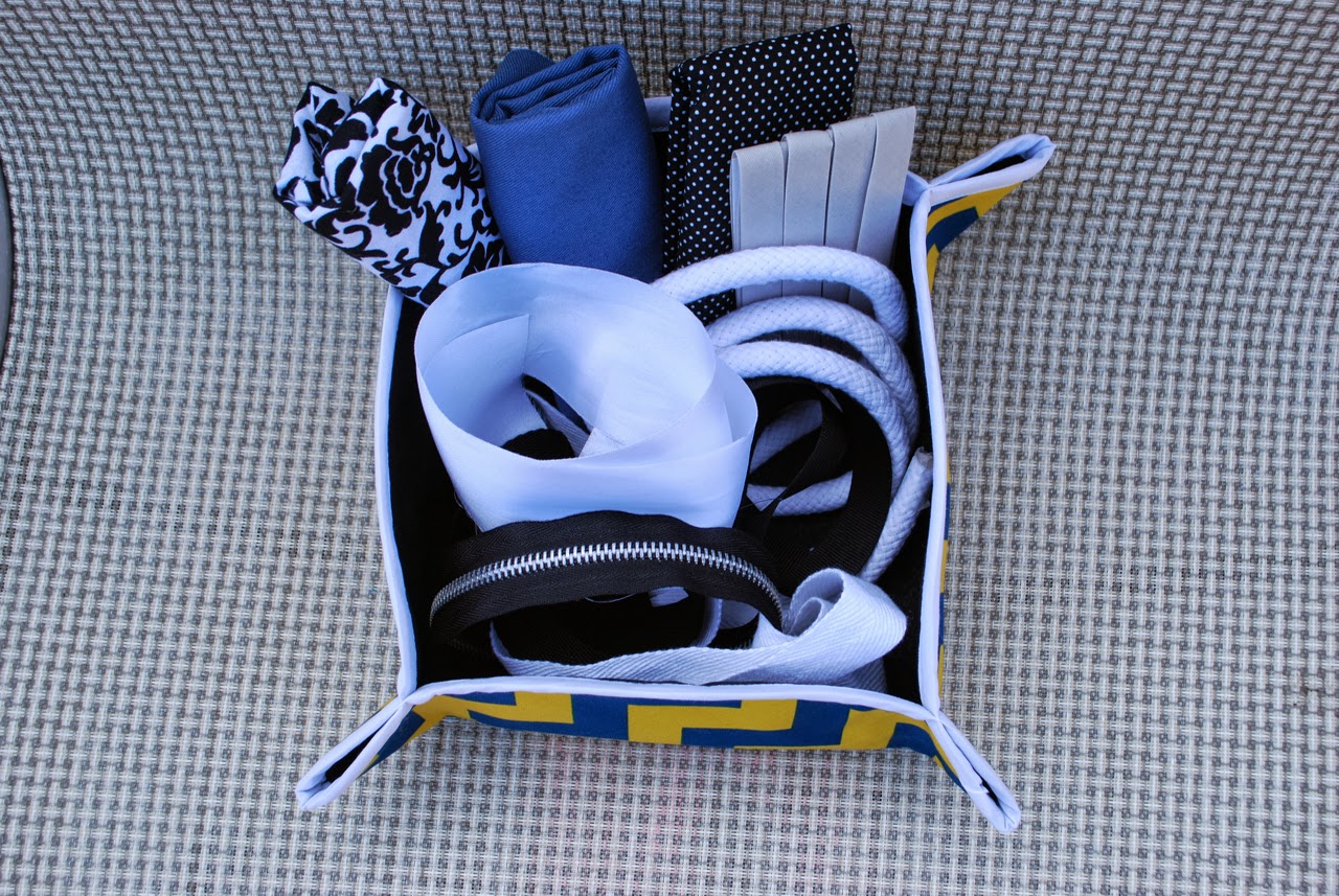 Roonie Ranching: Thread Catcher & Notions Basket -- Sewing Tutorial