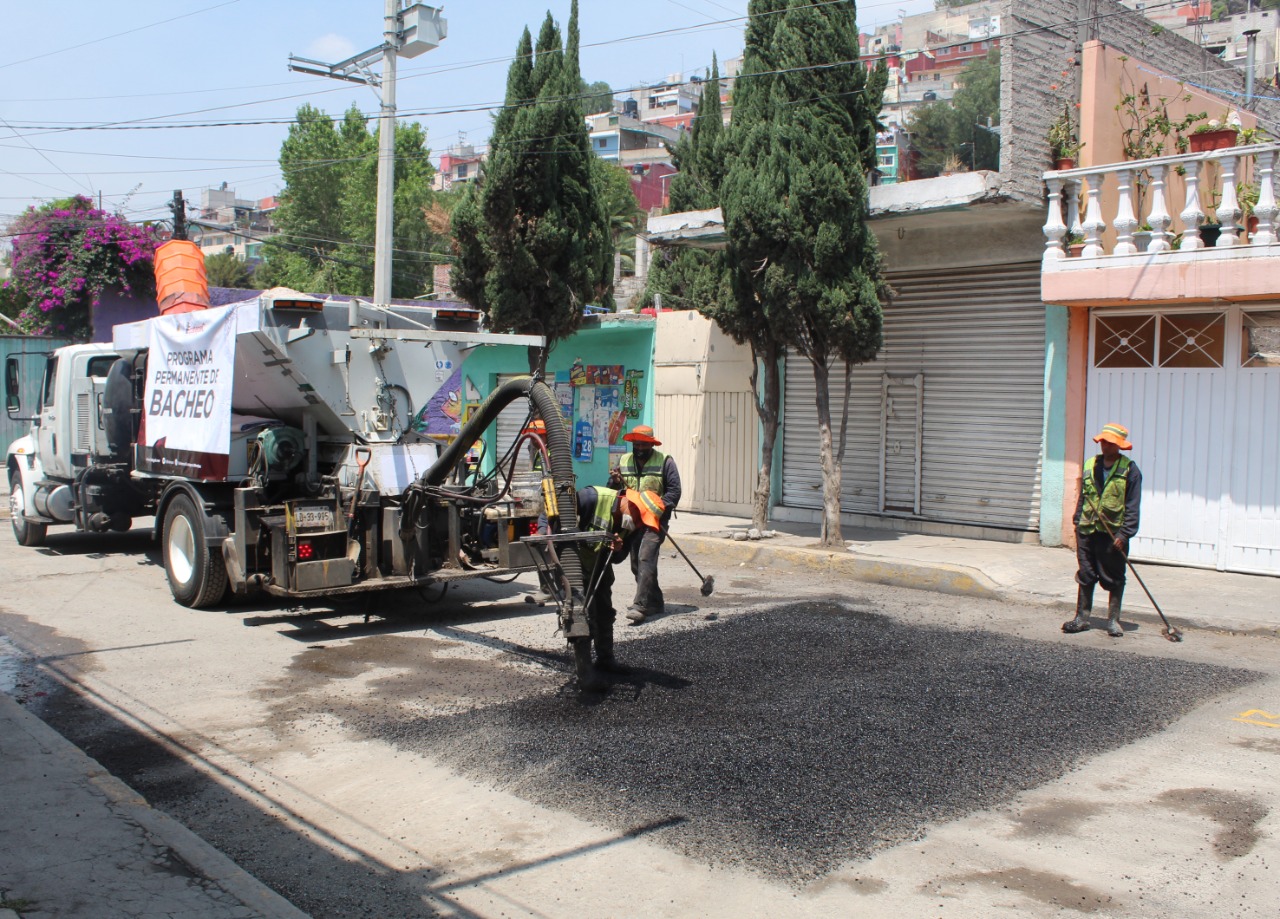 El mexiquense Hoy: Reparan calles de Ecatepec que en 50 años no ...