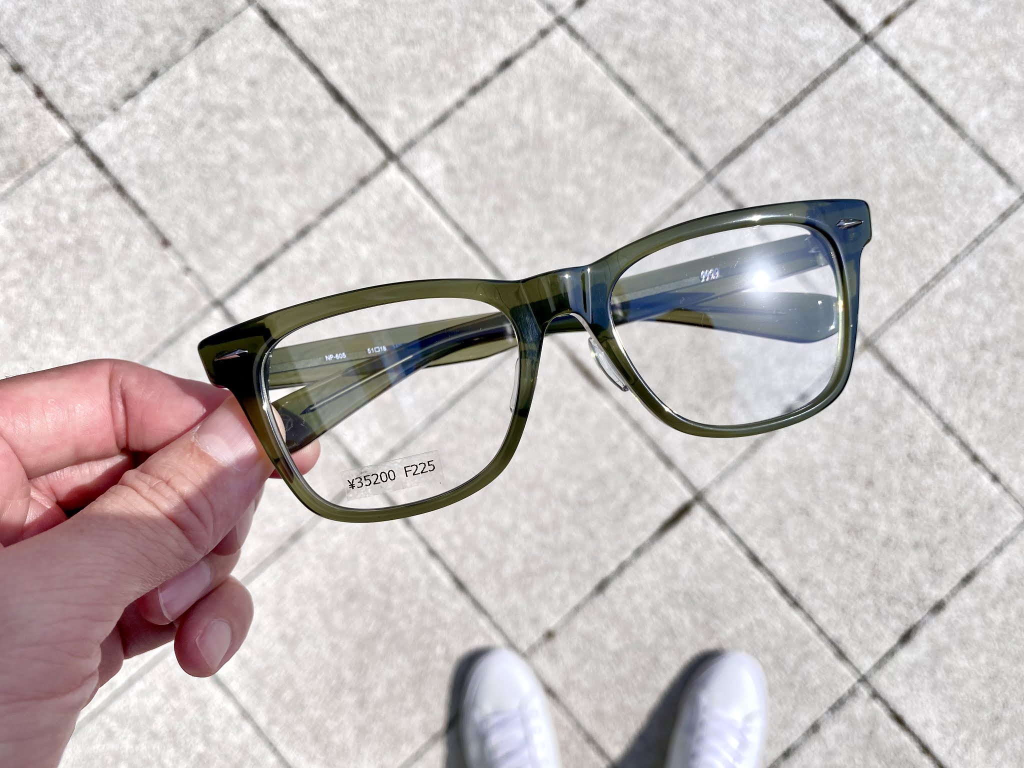 999.9 最新作『NP-605』｜メガネのジンノ｜BLOG