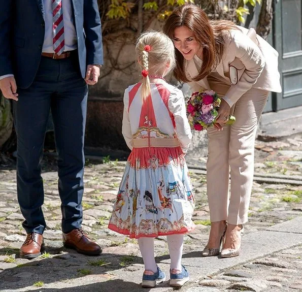 Crown Princess Mary handed out The Crown Princess Mary Scholarship 2019