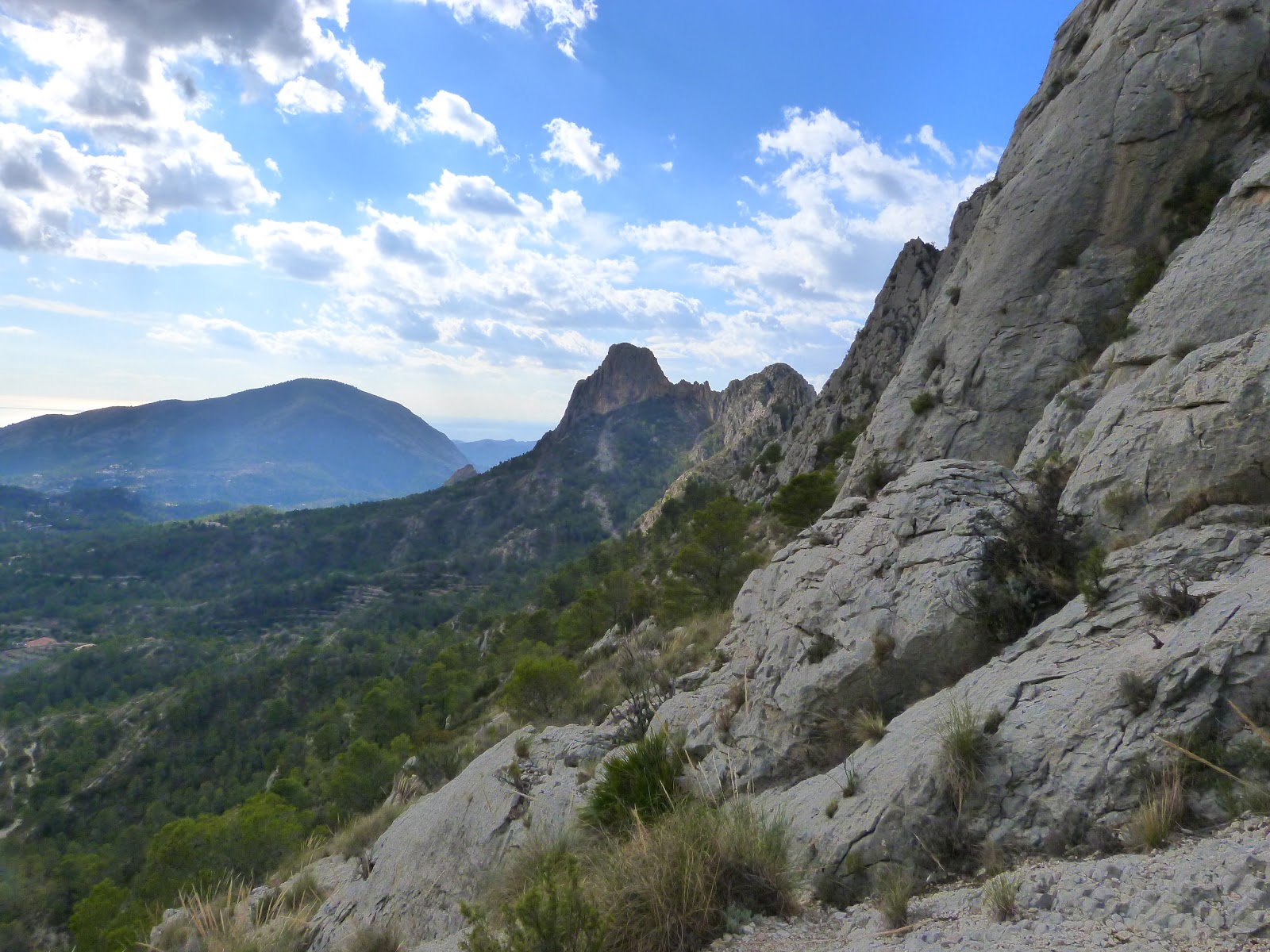 Cerca de las Estrellas: ELS CASTELLETS POR EL PAS DE LÓPEZ