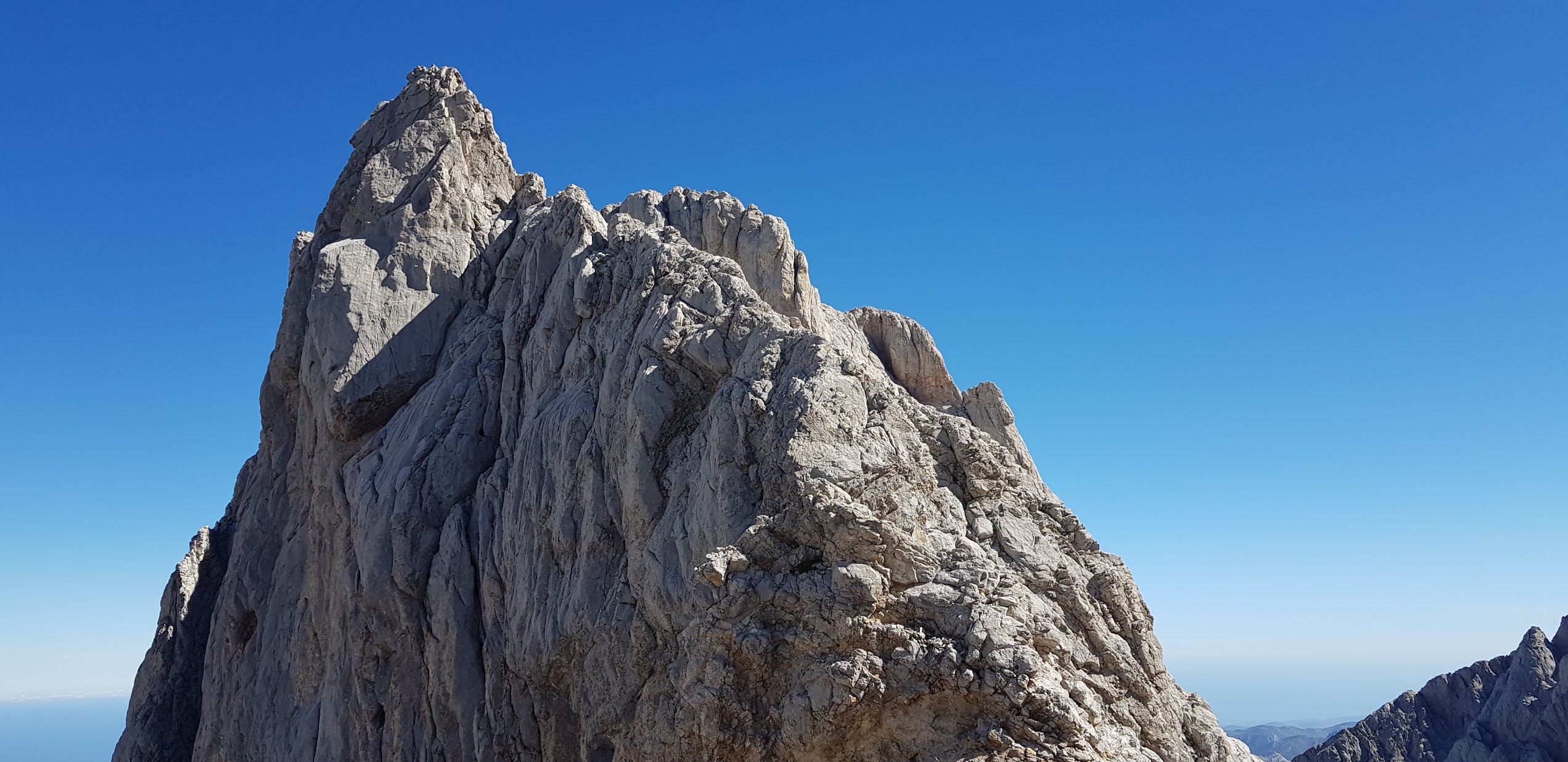 Rutas por el Paraíso.