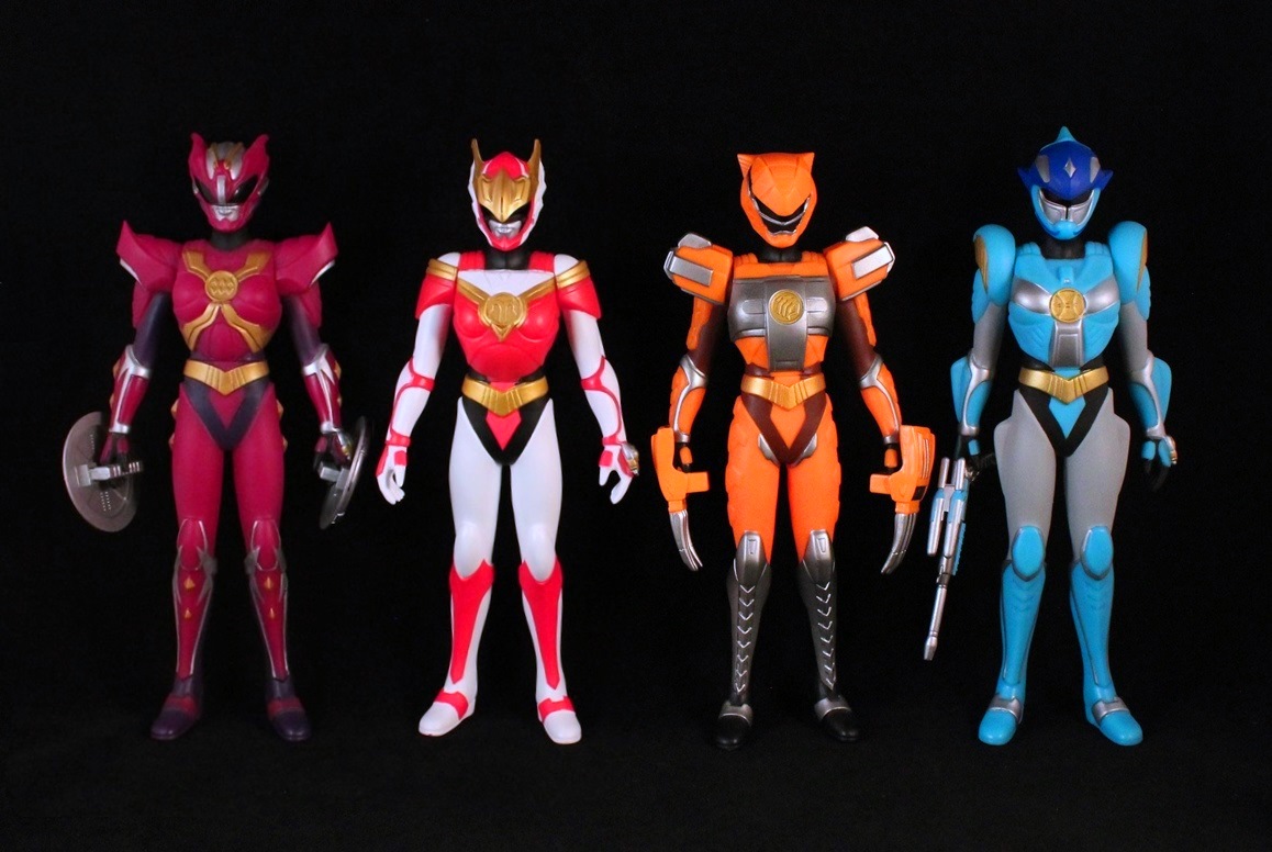 She's Fantastic: The Ladies of CHOUSEISHIN GRANSAZER!