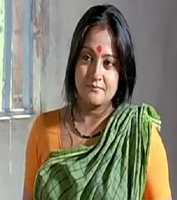 Film Actress India: Geetha Vijayan Lungi Blouse Photos