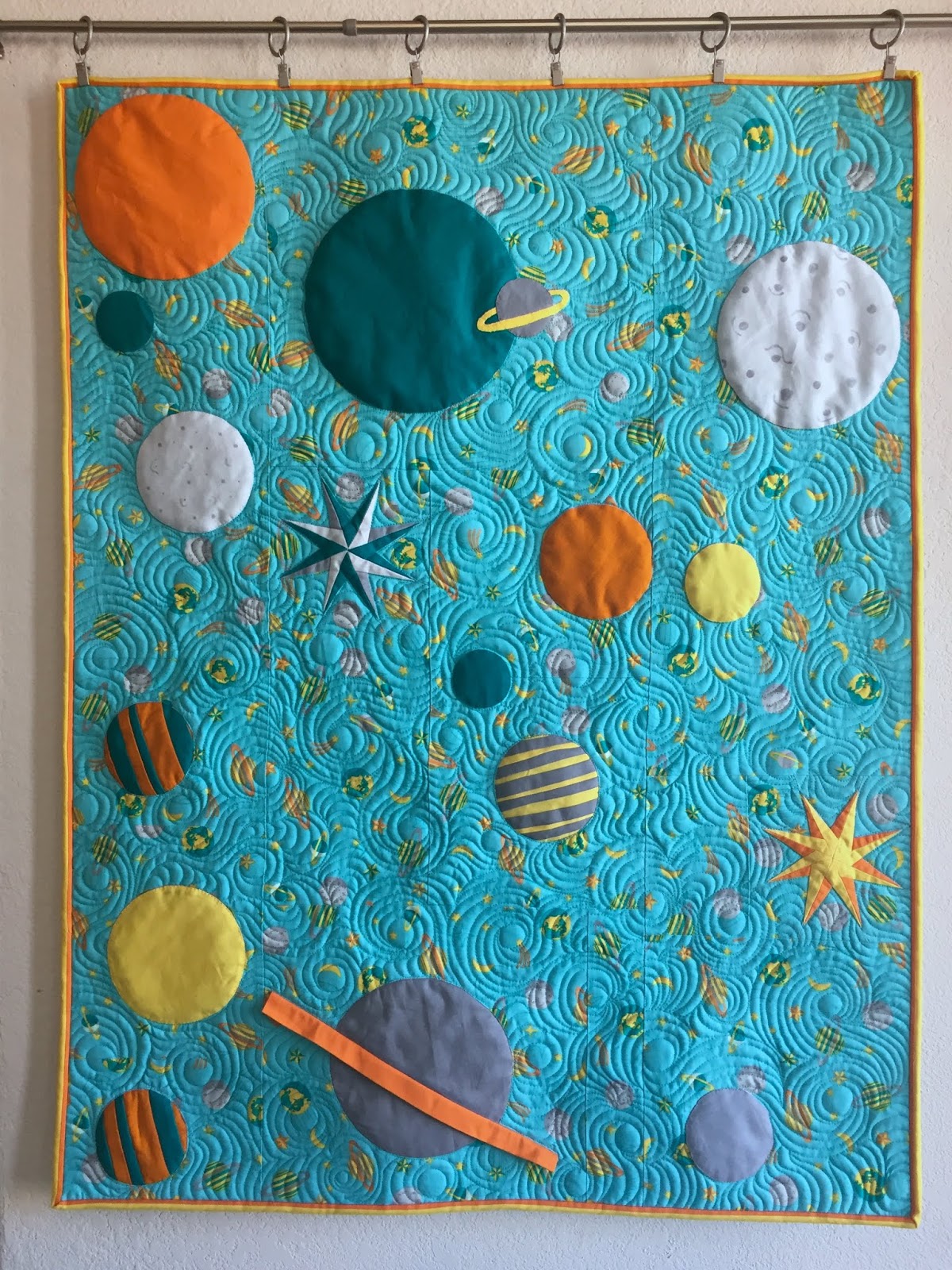 Quilting Mod : Galaxy Quilt Secrets Revealed: Invisible Machine Appliqué