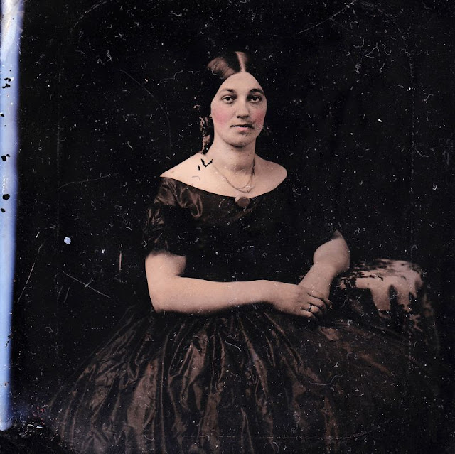 39 Stunning Photos of Upper-Class Girls in the Mid-19th Century ...