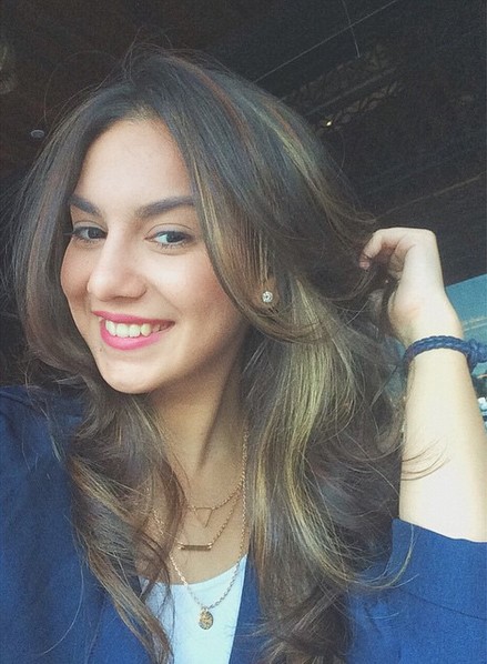 Biodata Dan Profil Irish Bella - Biodata Artis