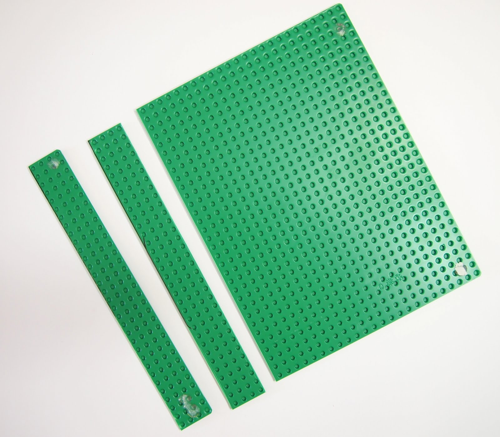 The Tiny Funnel: Lego People (and monster) Shelves