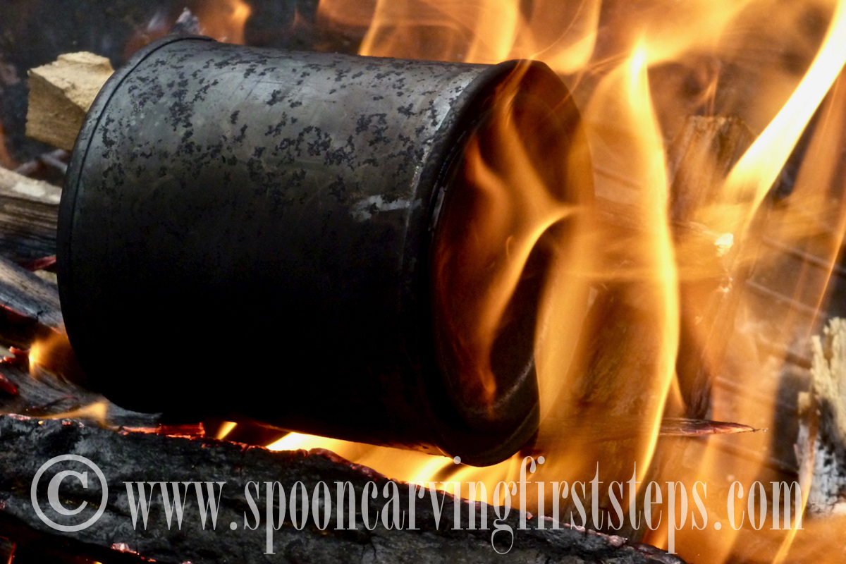 Jon Mac.Spoon Carving First Steps: Char cloth production.