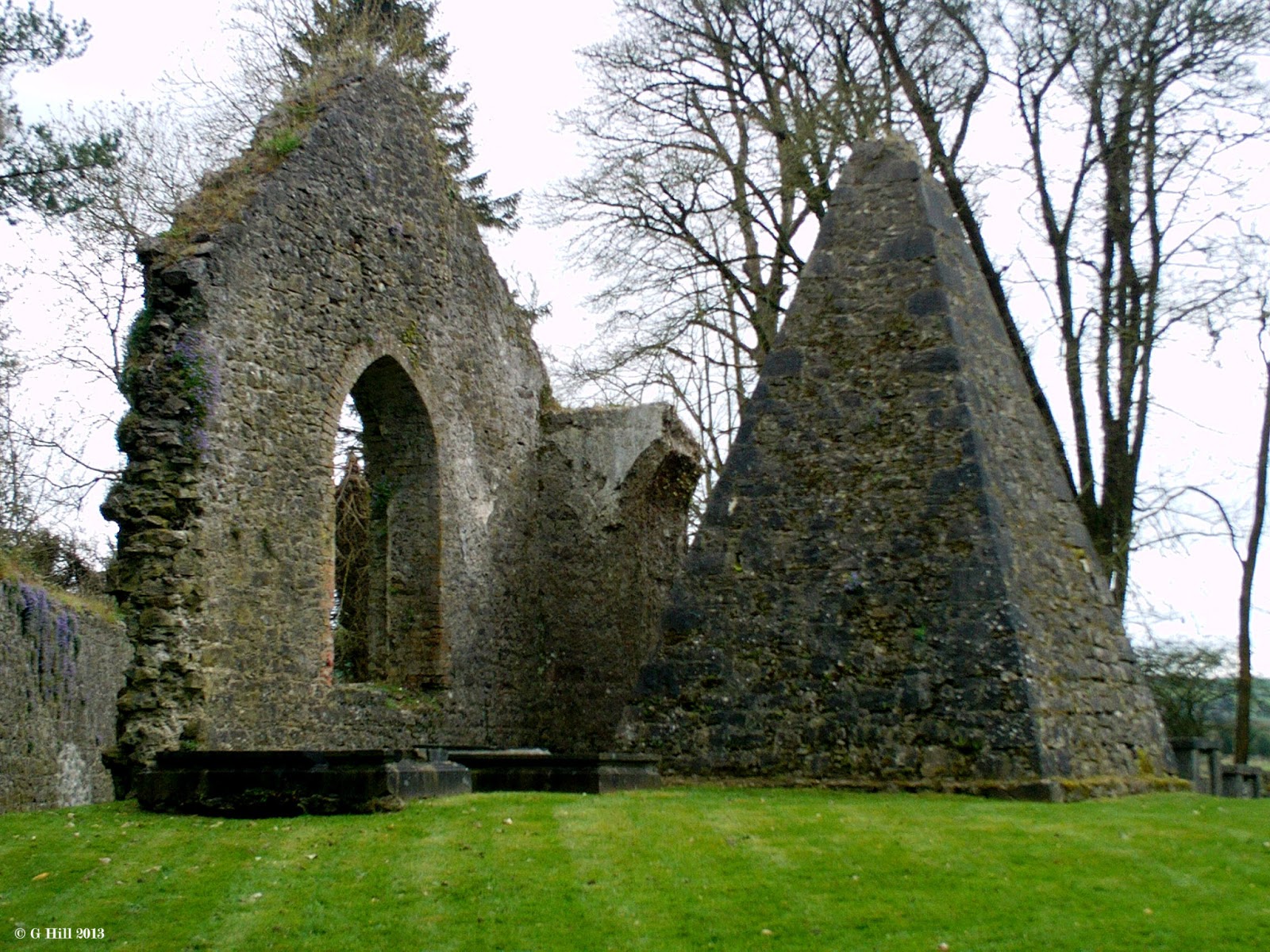 Ireland In Ruins: Kilcooley Abbey Co Tipperary