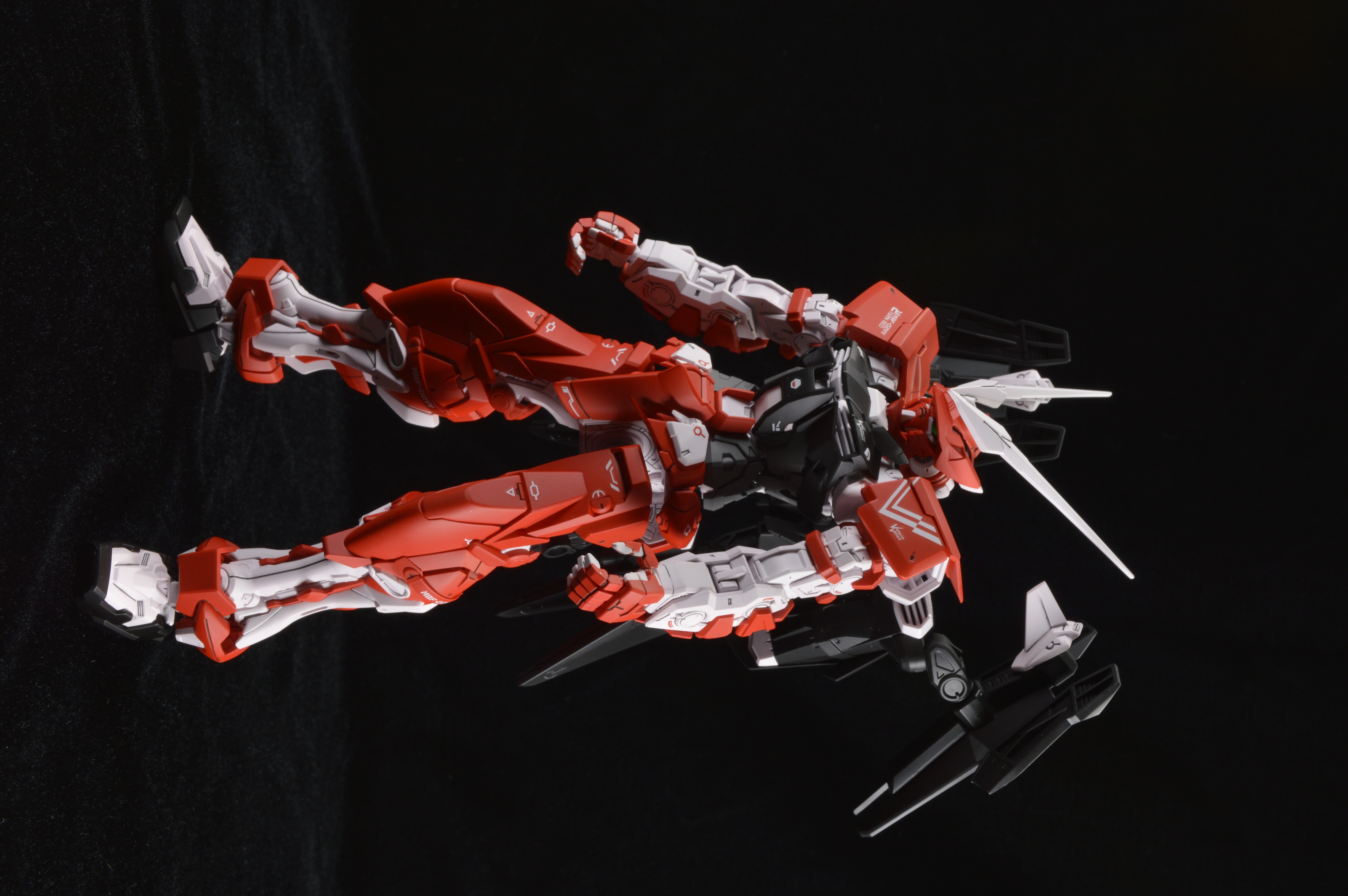 MG Gundam Astray Turn Red