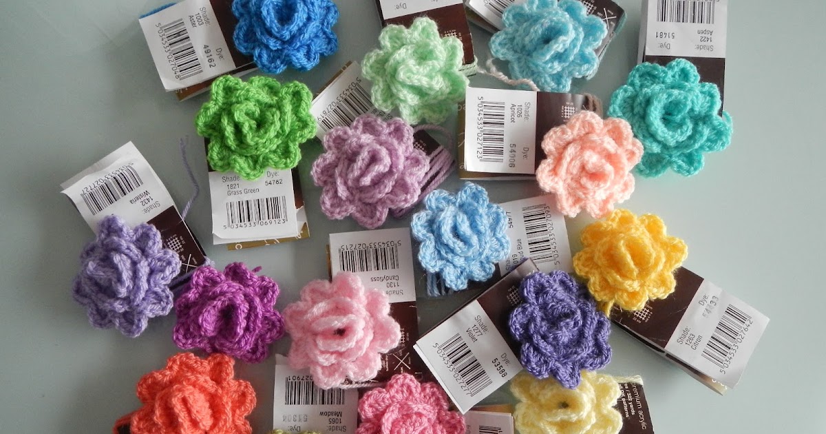 Apple Blossom Dreams: Playing with Yarn Roses