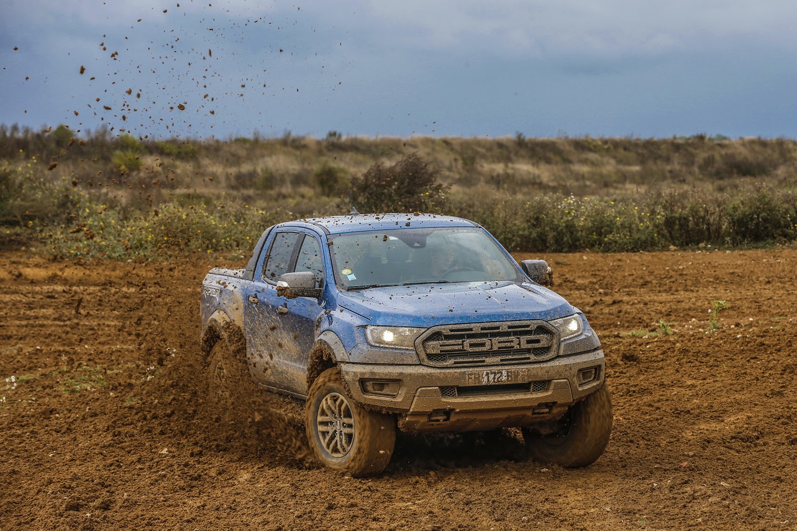 ESSAI FORD RANGER RAPTOR BI-TURBO 2.0l ECO-BLUE